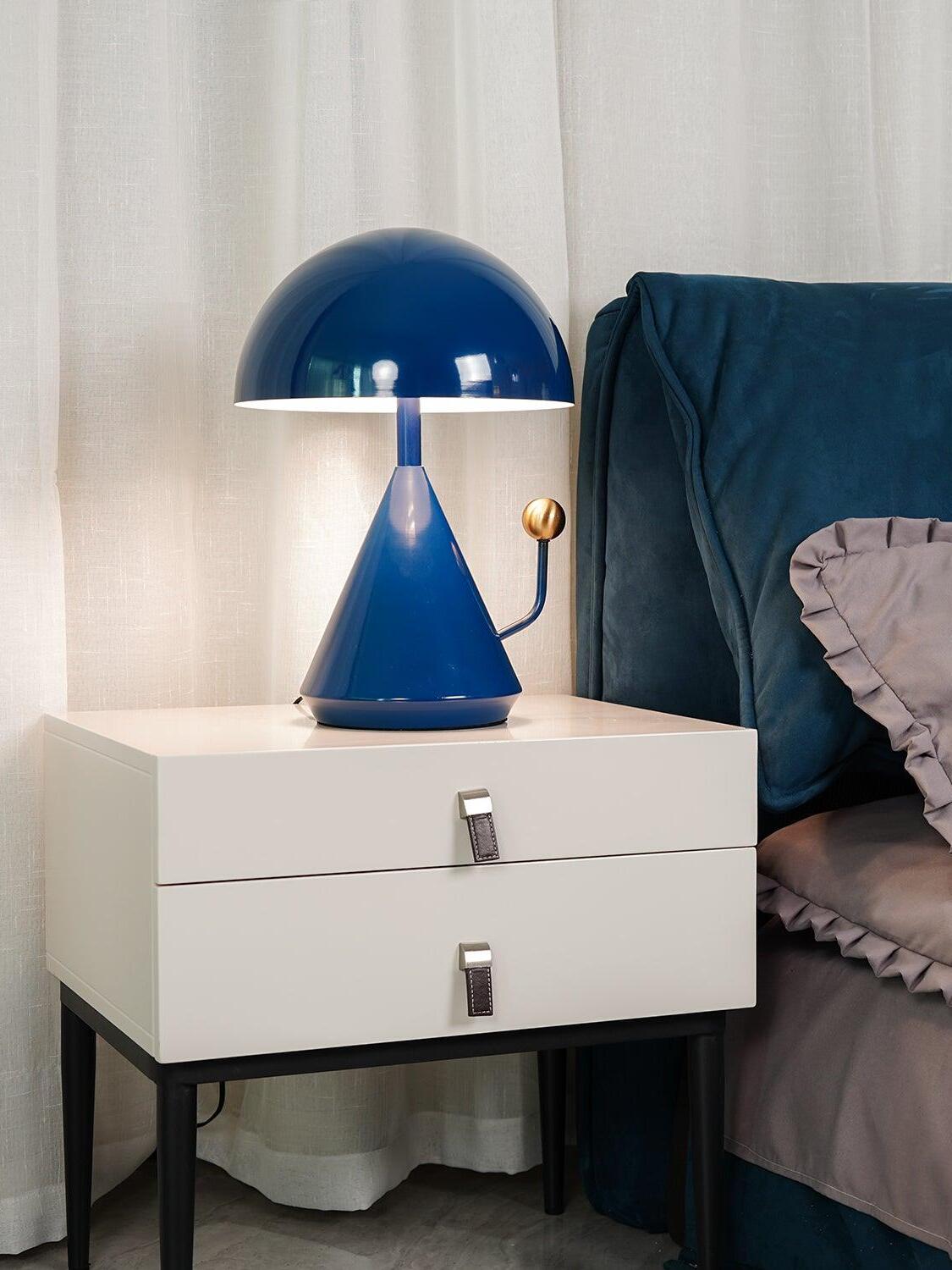 Dali Divina Desk Lamp